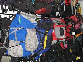 How to Choose a Backpack - LiveOutdoors