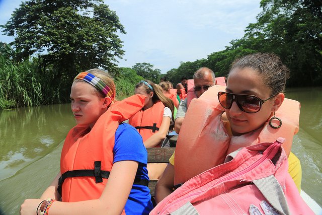 10 Questions to Ask When Buying a Life Jacket - LiveOutdoors