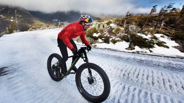 Dude Climbs 4,000-Foot Windy Ice Road on a Fat Bike - LiveOutdoors