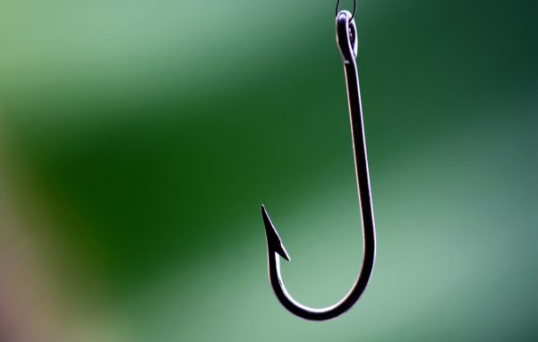5 Hot Fishing Hook Hacks - LiveOutdoors